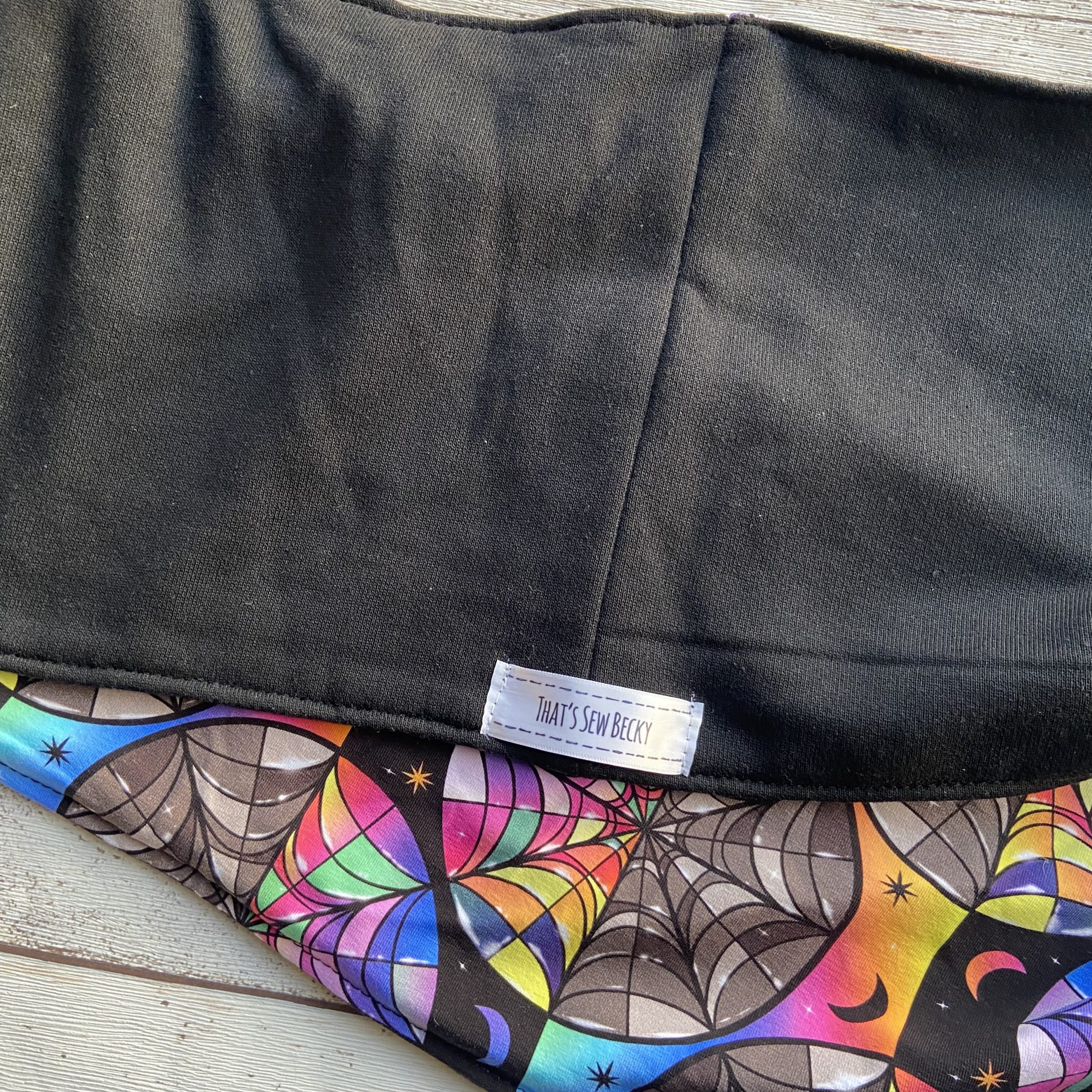 Wednesday Window Snood – That’s Sew Becky