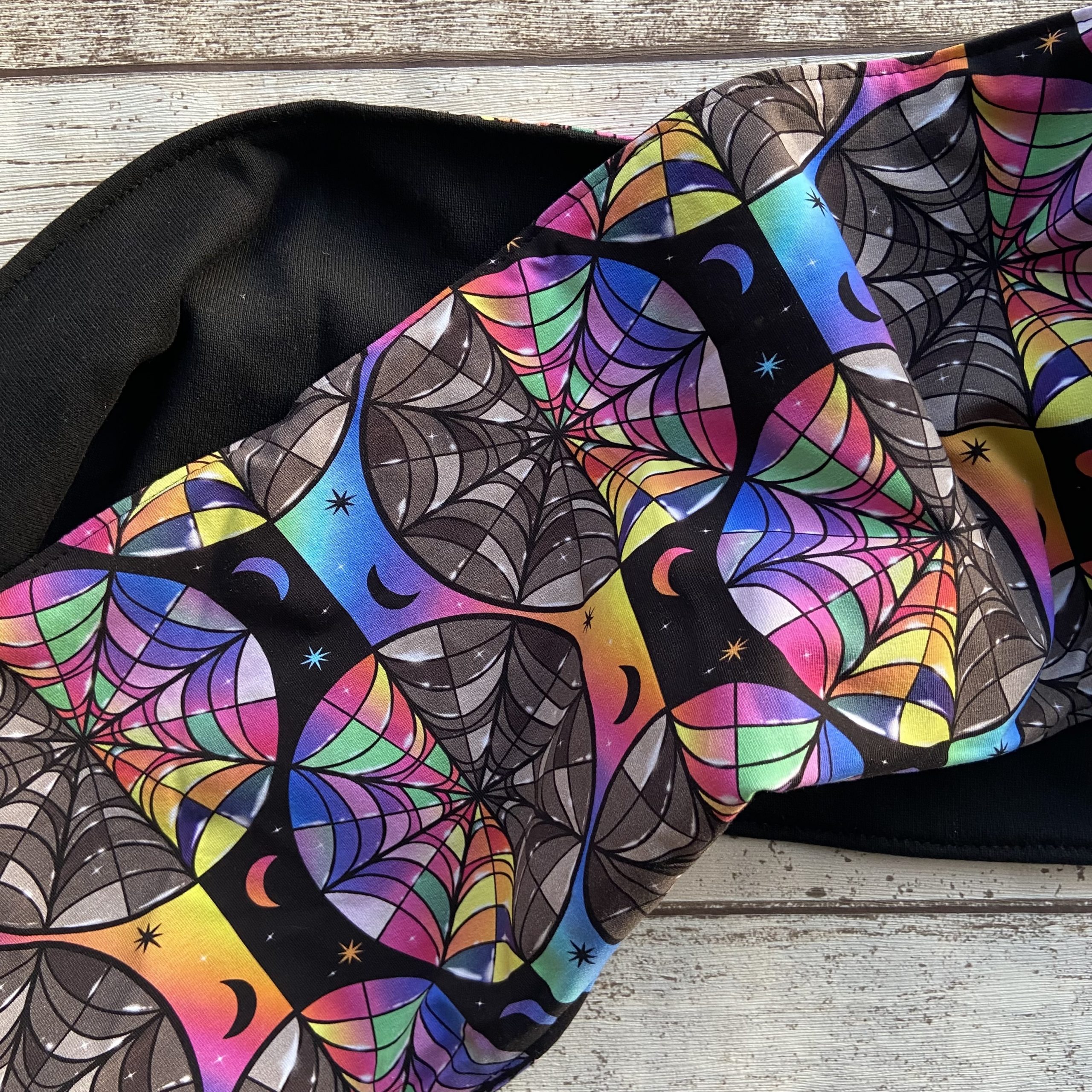 Wednesday Window Snood – That’s Sew Becky